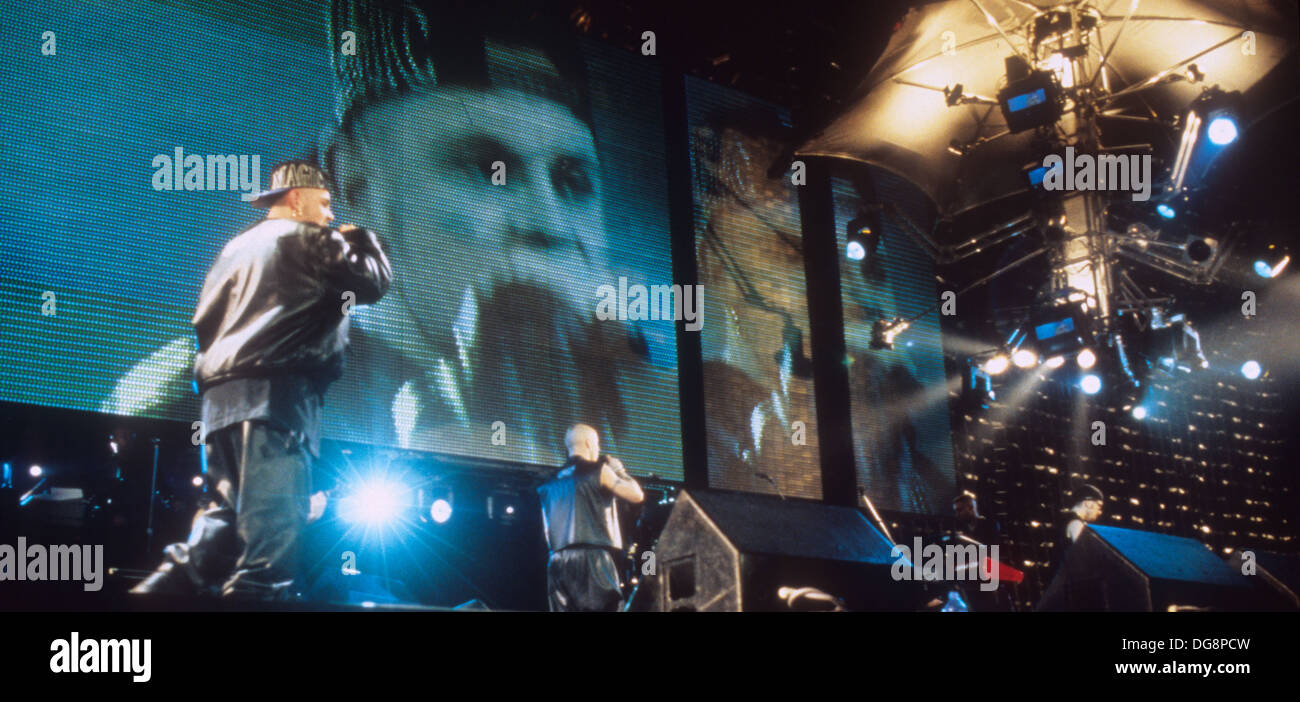 E17 band hi-res stock photography and images - Alamy