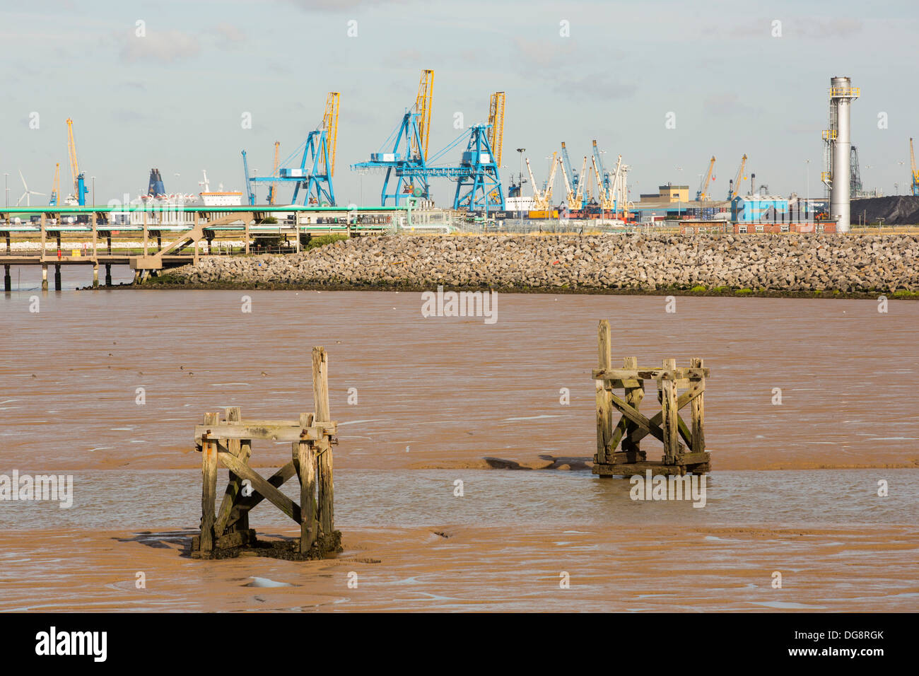Hull Docks High Resolution Stock Photography and Images - Alamy
