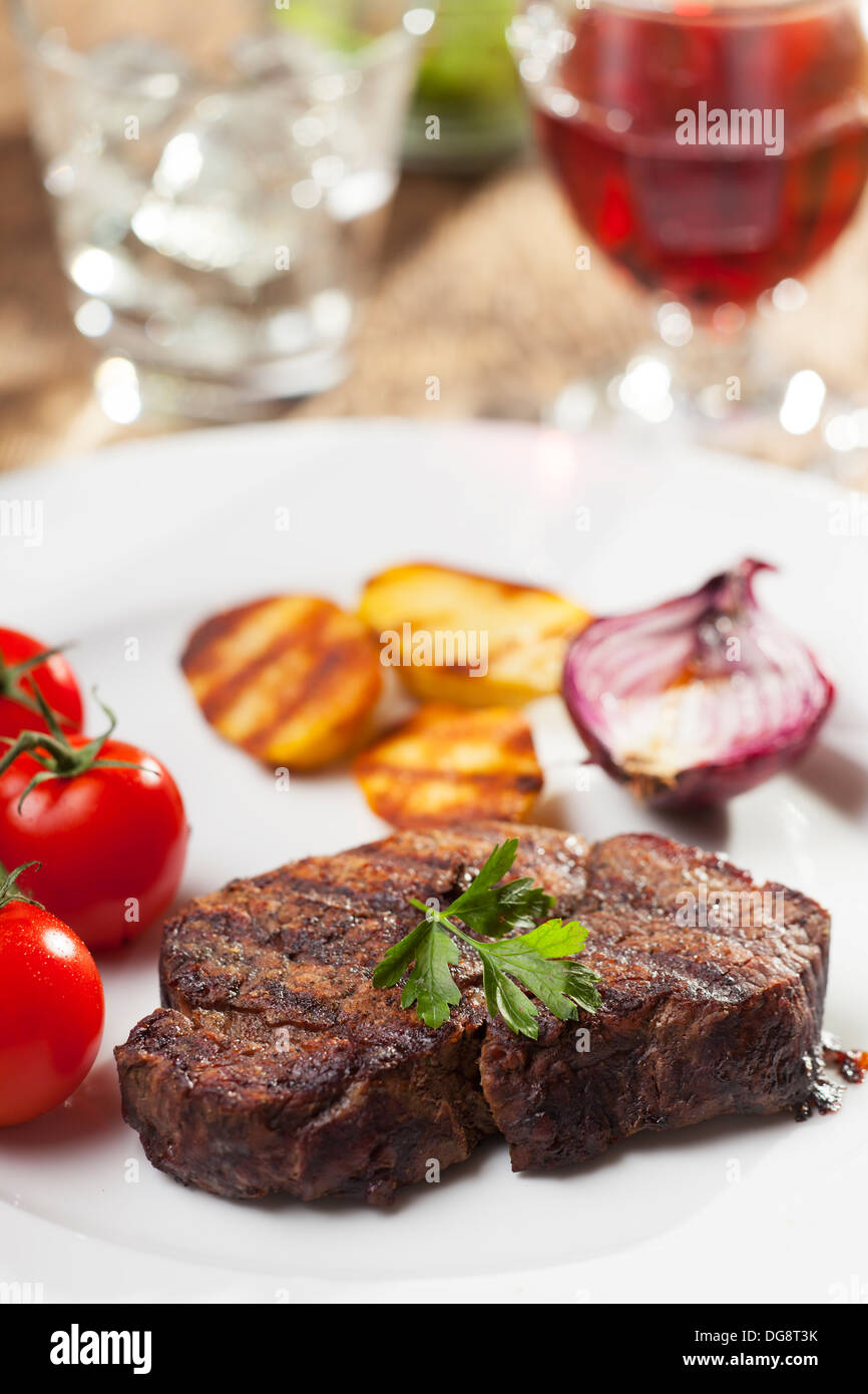 New york steak, plate hi-res stock photography and images - Alamy