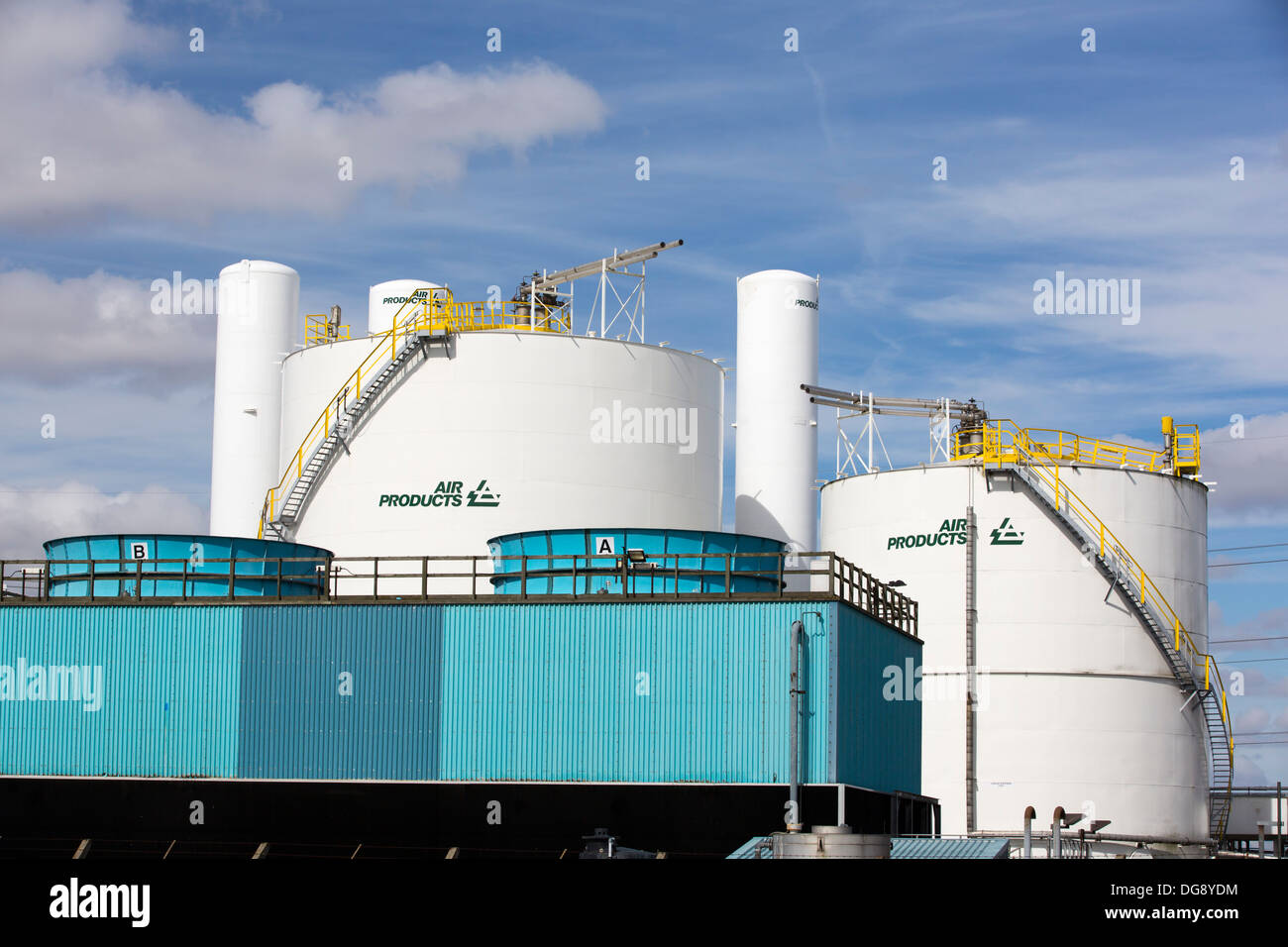 An air products manufacturing plant near Hull, Yorkshire, UK Stock ...
