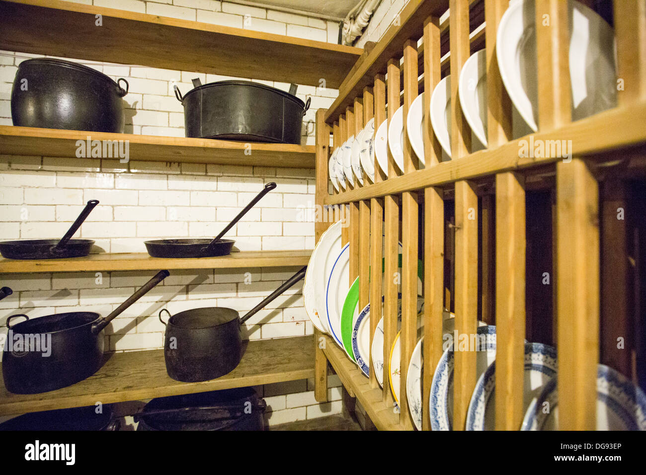 Cragside house interior hi-res stock photography and images - Alamy