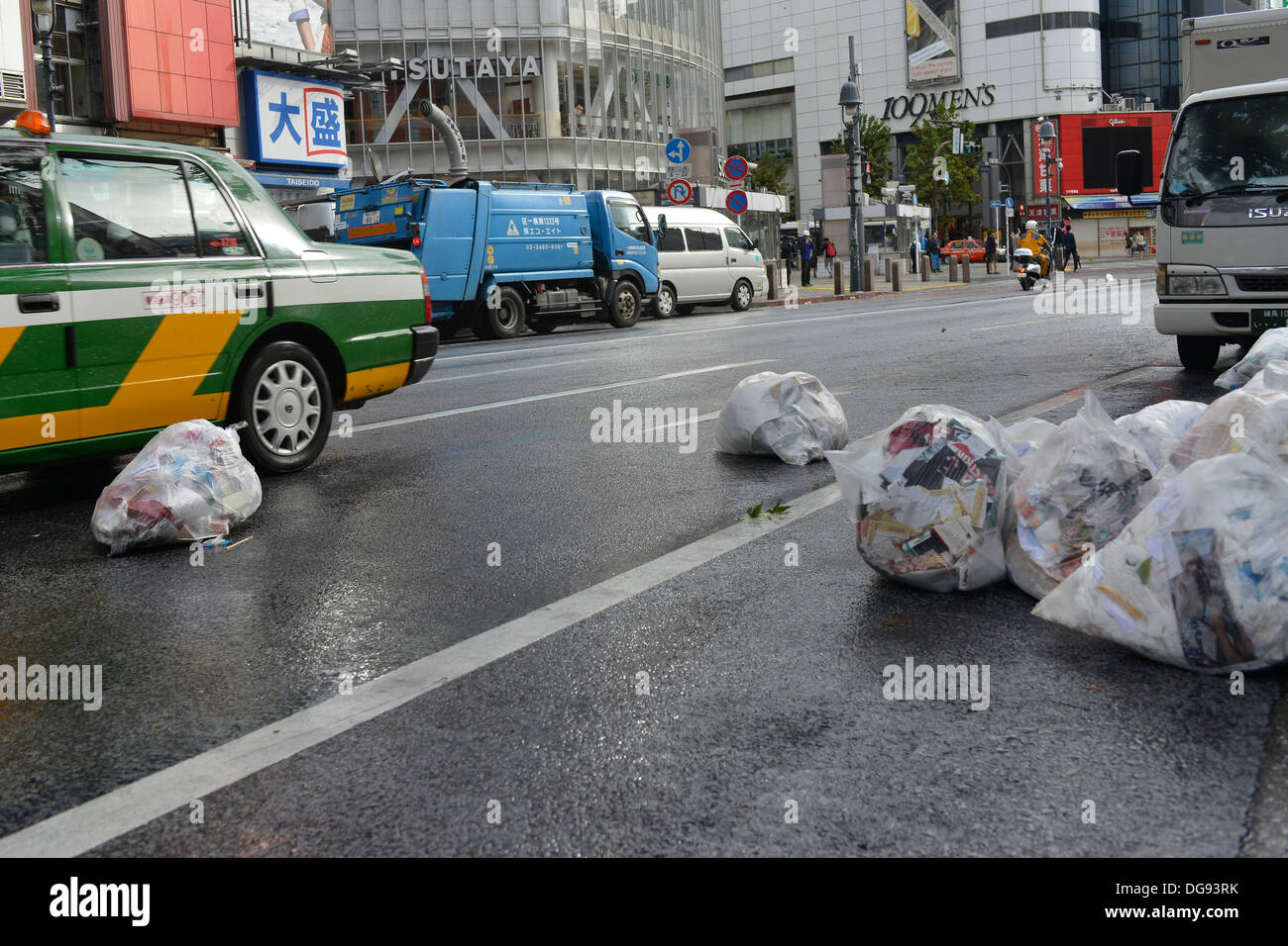 Tokyo typhoon hi-res stock photography and images - Alamy