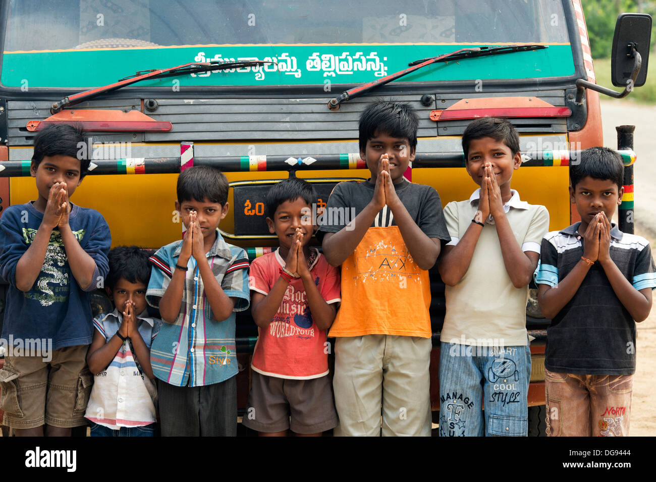 Indian namaskar hi-res stock photography and images - Alamy