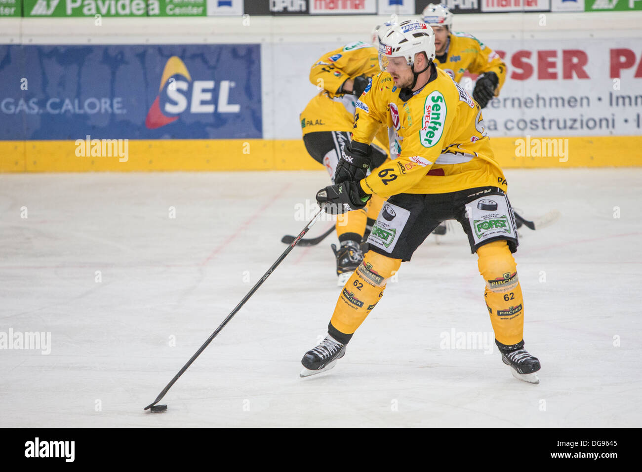 Brunico italy winter hi-res stock photography and images - Alamy