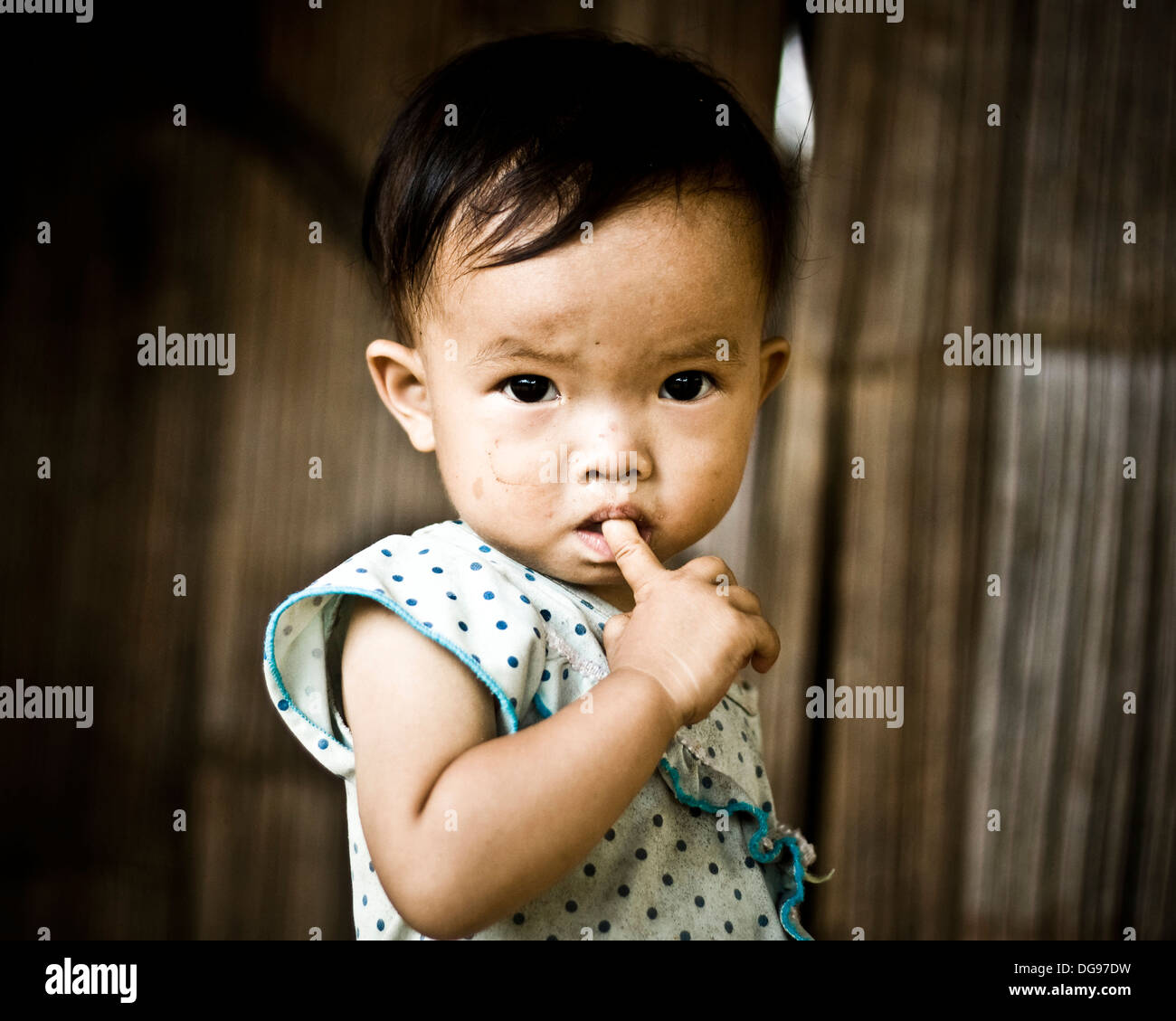 Thai child hi-res stock photography and images - Alamy