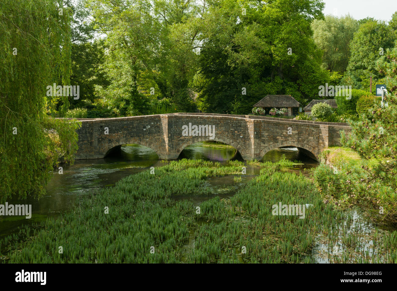 Bibury Bridge High Resolution Stock Photography and Images - Alamy