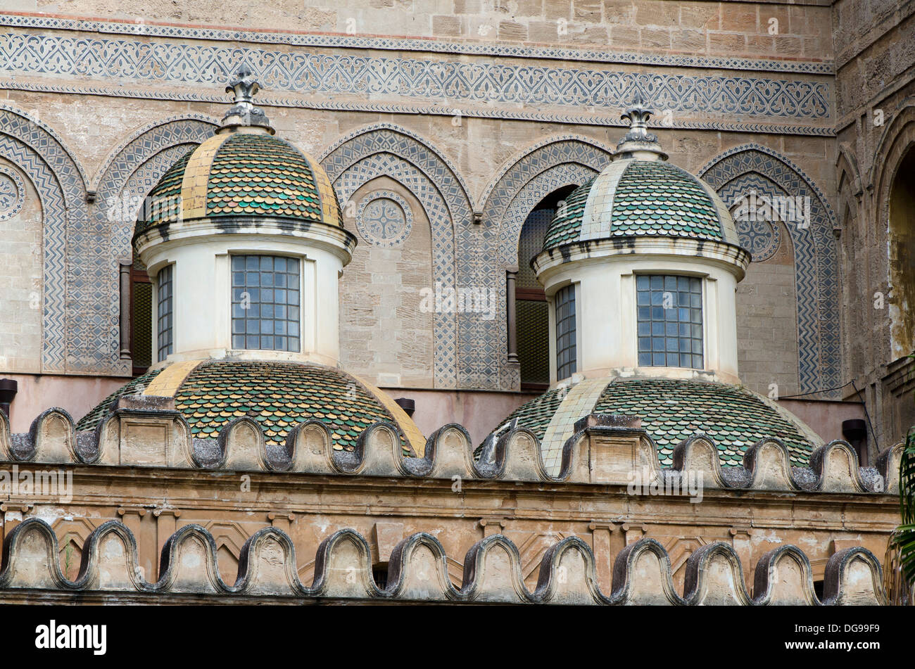 Baroque dome baroque architecture hi-res stock photography and images ...