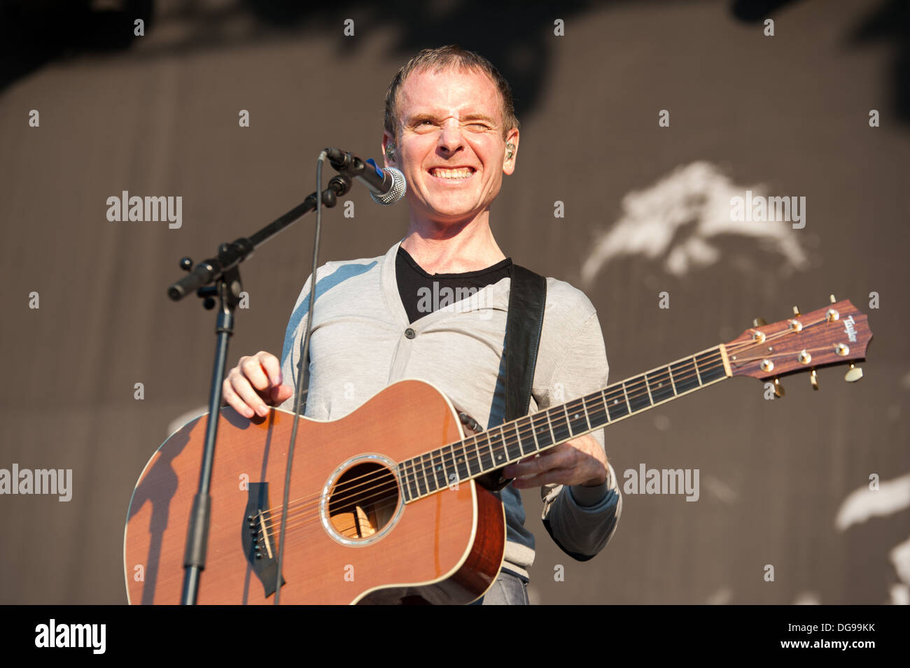 Scottish pop band hi-res stock photography and images - Alamy