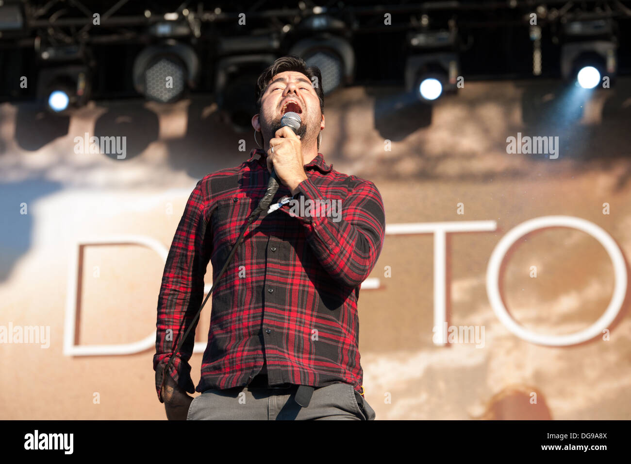 Lead singer chino us band hi-res stock photography and images - Alamy