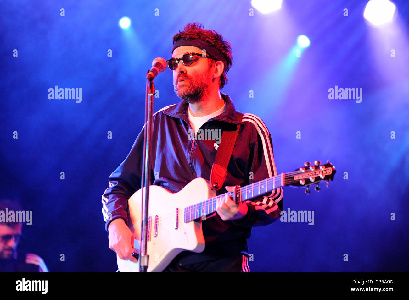 Eels band hi-res stock photography and images - Alamy