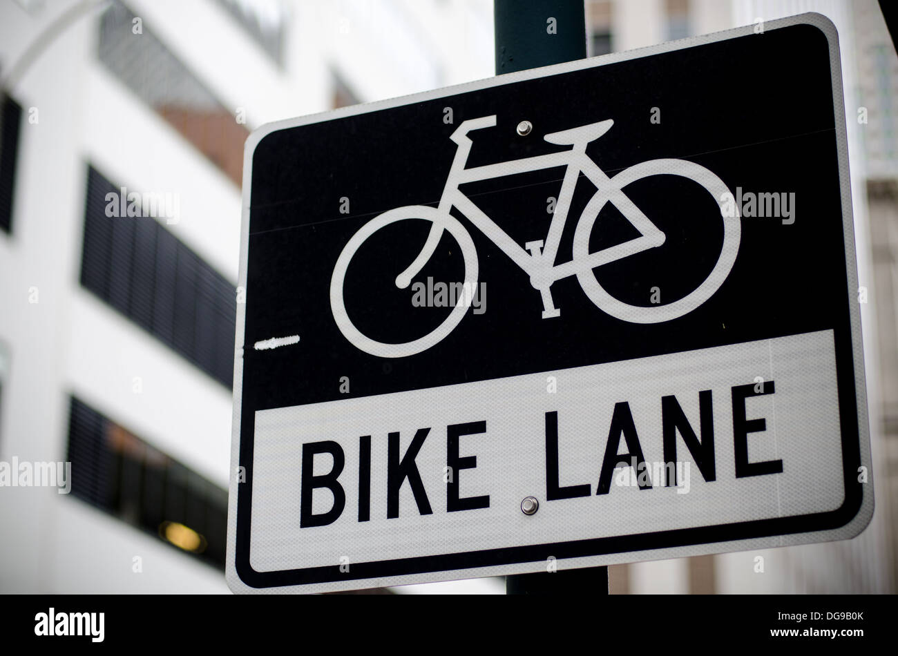 bike lane sign on the city road Stock Photo - Alamy