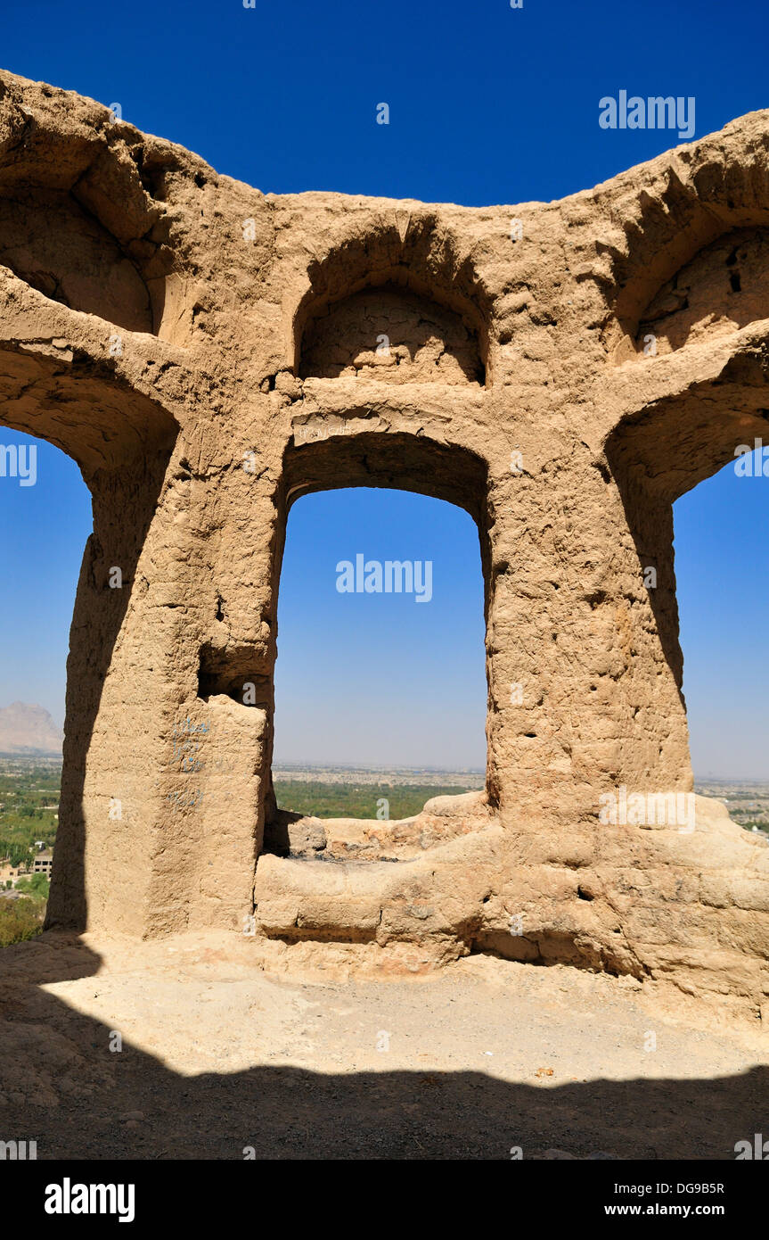 Zoroastrianism fire hi-res stock photography and images - Alamy