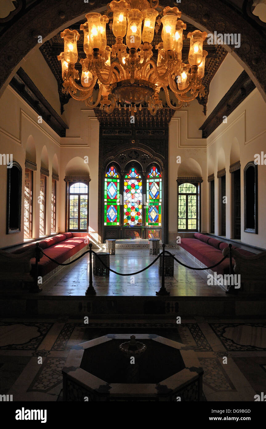 Palace interior living room hi-res stock photography and images - Alamy