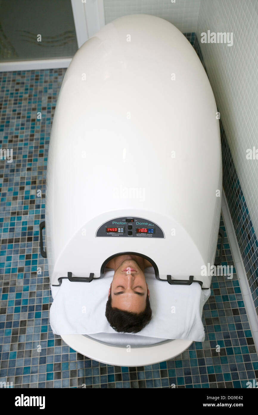 Photon therapy hi-res stock photography and images - Alamy