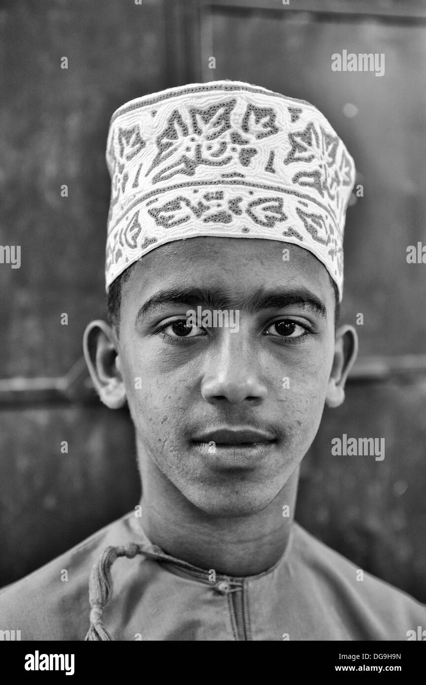 Boy looking up boy Black and White Stock Photos & Images - Alamy