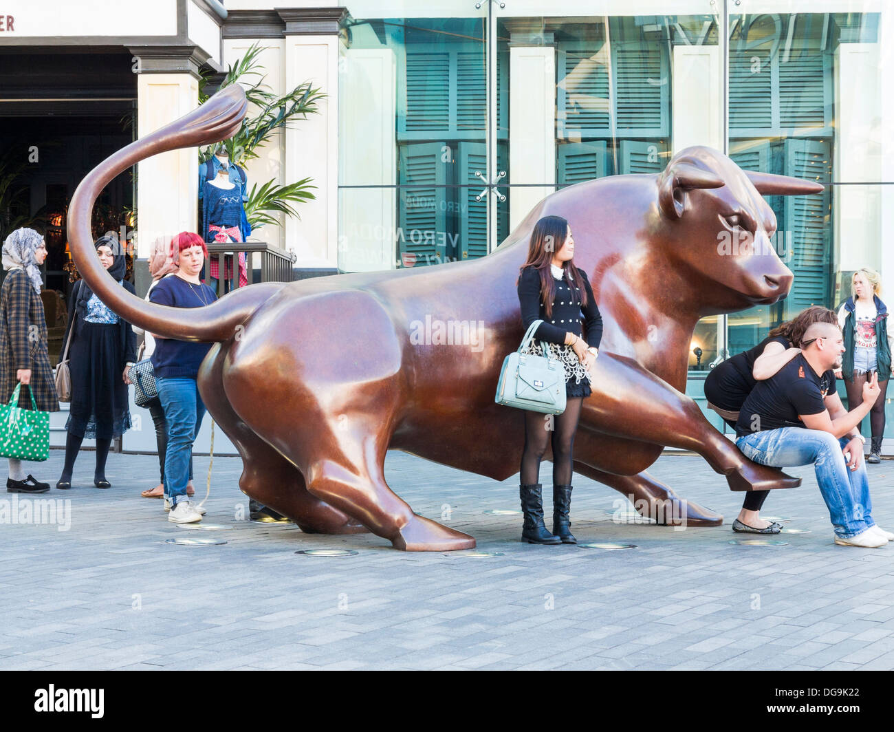 Birmingham the bullring hi-res stock photography and images - Alamy