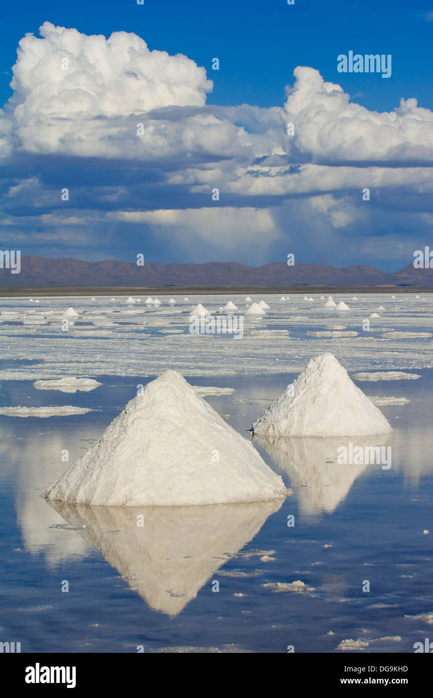Colourful cones hi-res stock photography and images - Alamy