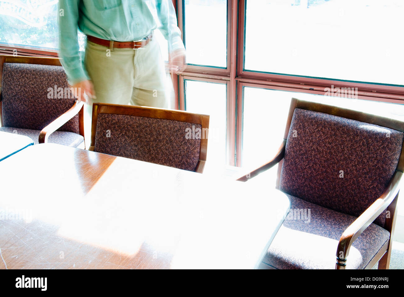 Stand behind man hi-res stock photography and images - Alamy