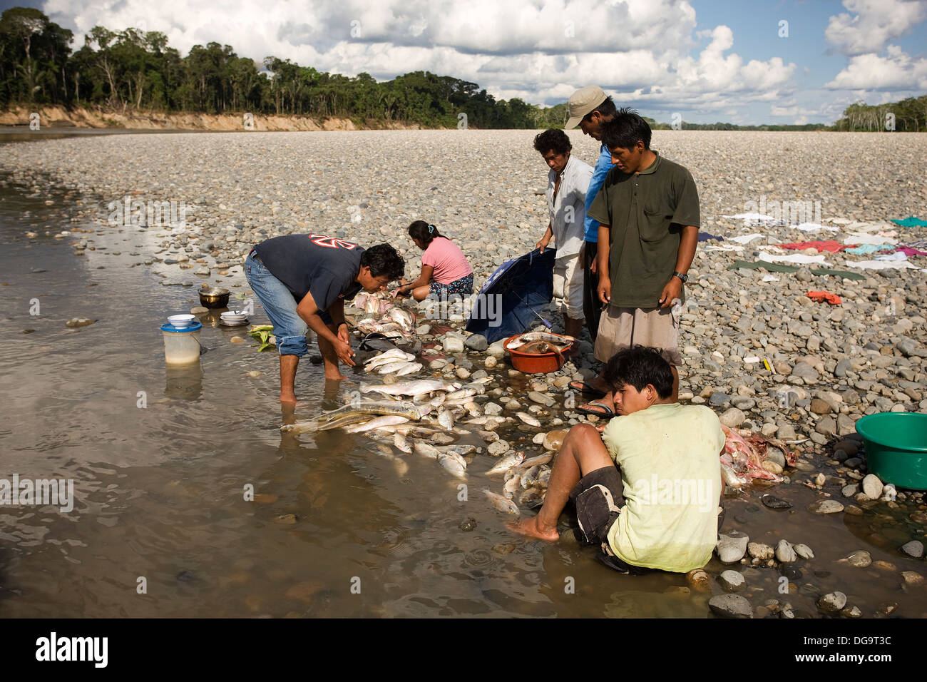 Manu peru people hi-res stock photography and images - Alamy