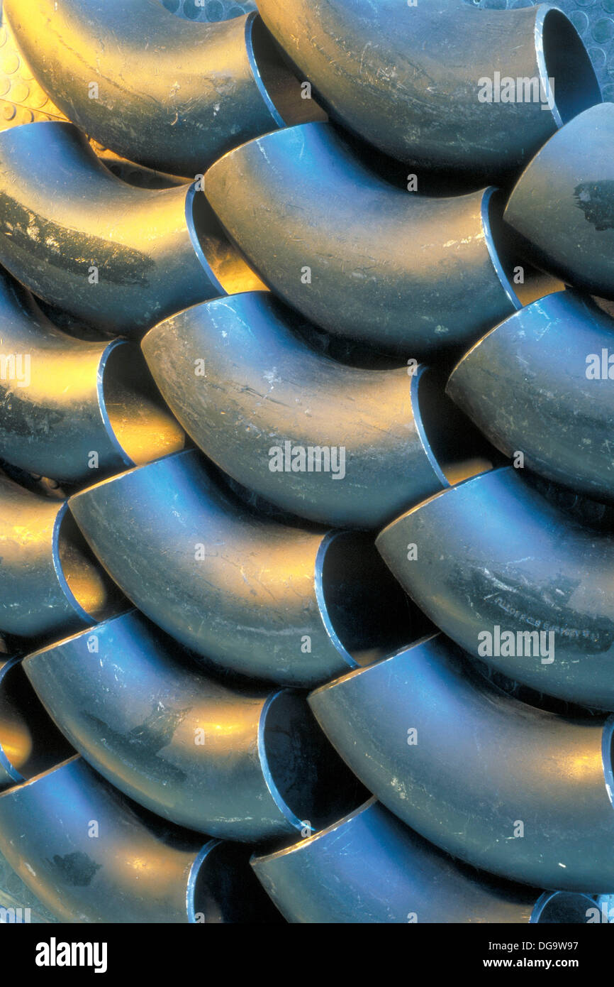 Curved steel pipe hi-res stock photography and images - Alamy