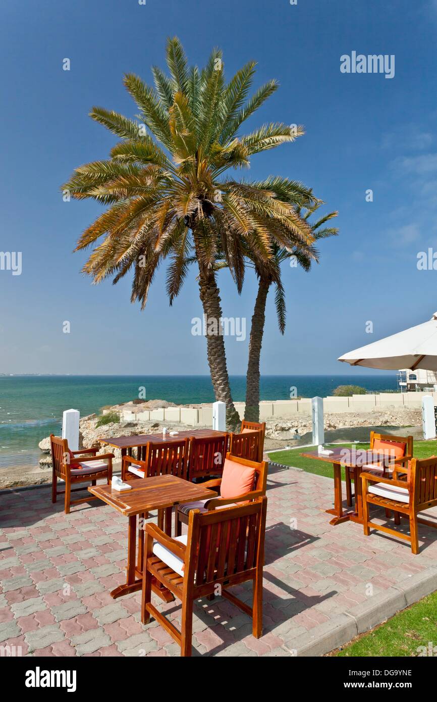 Crowne plaza muscat hi-res stock photography and images - Alamy