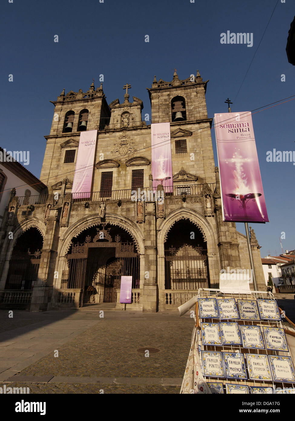 Se catedral braga hi-res stock photography and images - Alamy