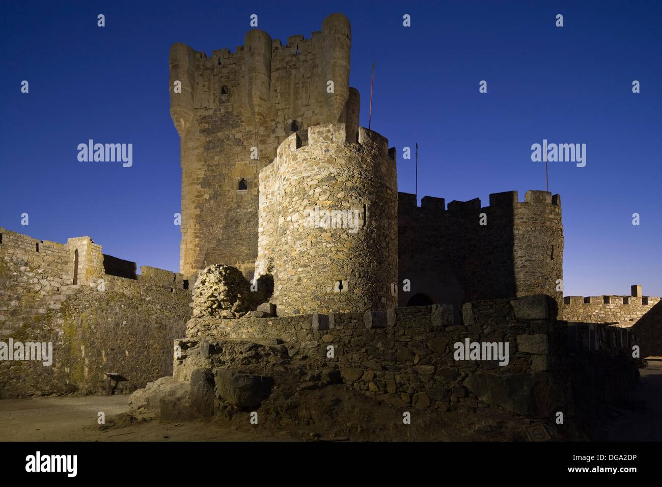 Monleon hi-res stock photography and images - Alamy