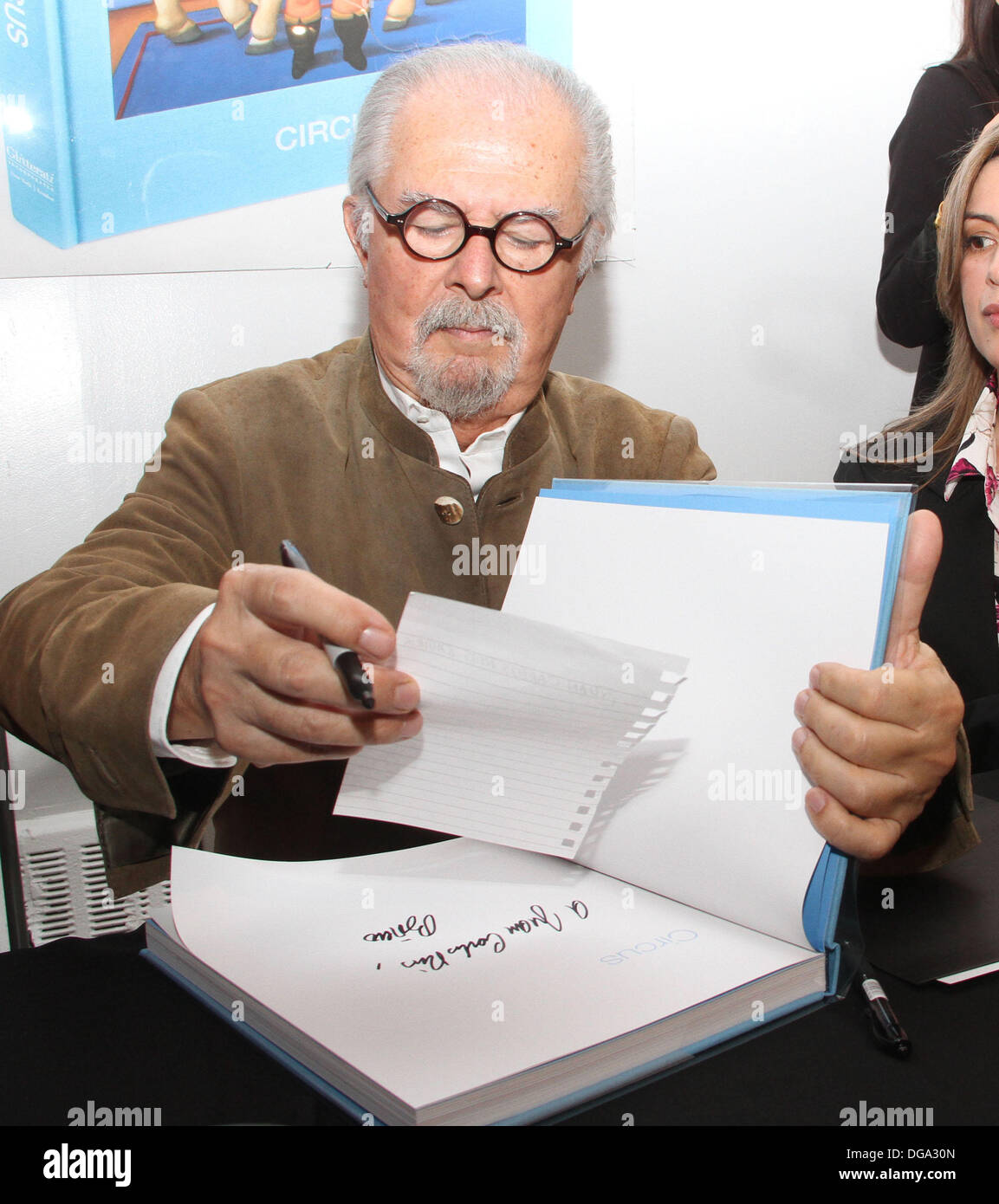 New York, New York, USA. 16th Oct, 2013. Columbian painter FERNANDO ...