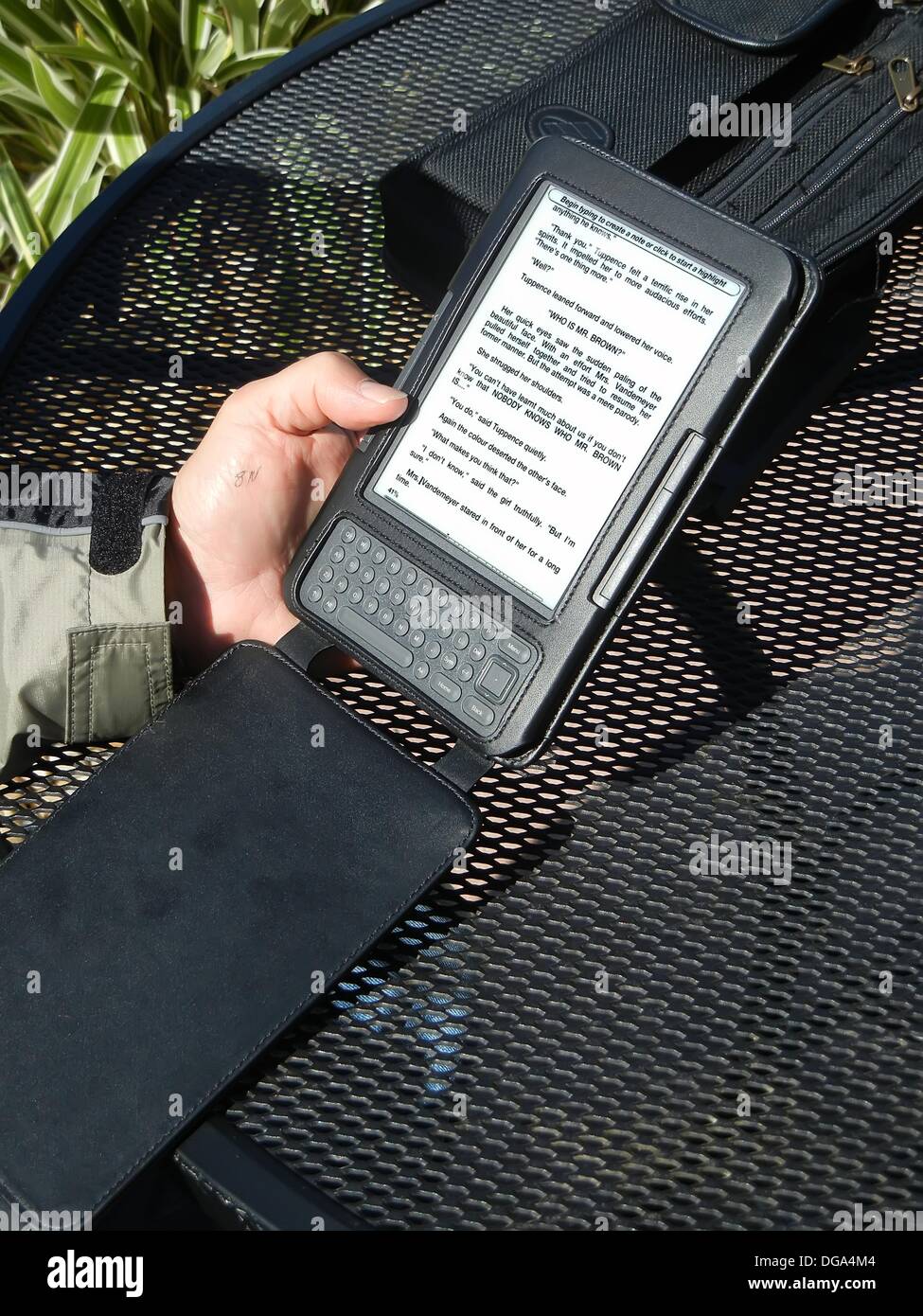 E reader newspaper hi-res stock photography and images - Alamy