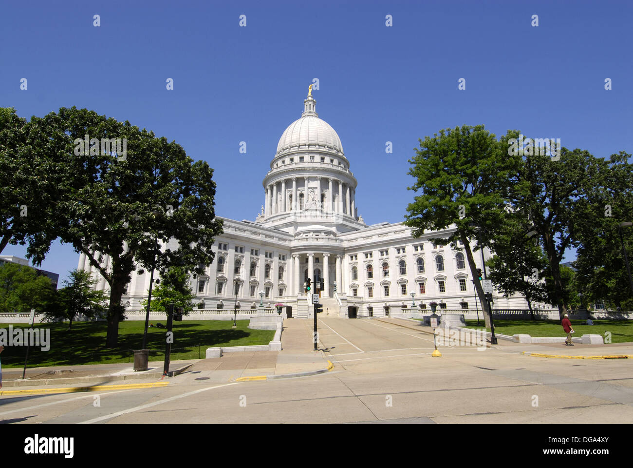 State of wisconsin usa building hi-res stock photography and images - Alamy