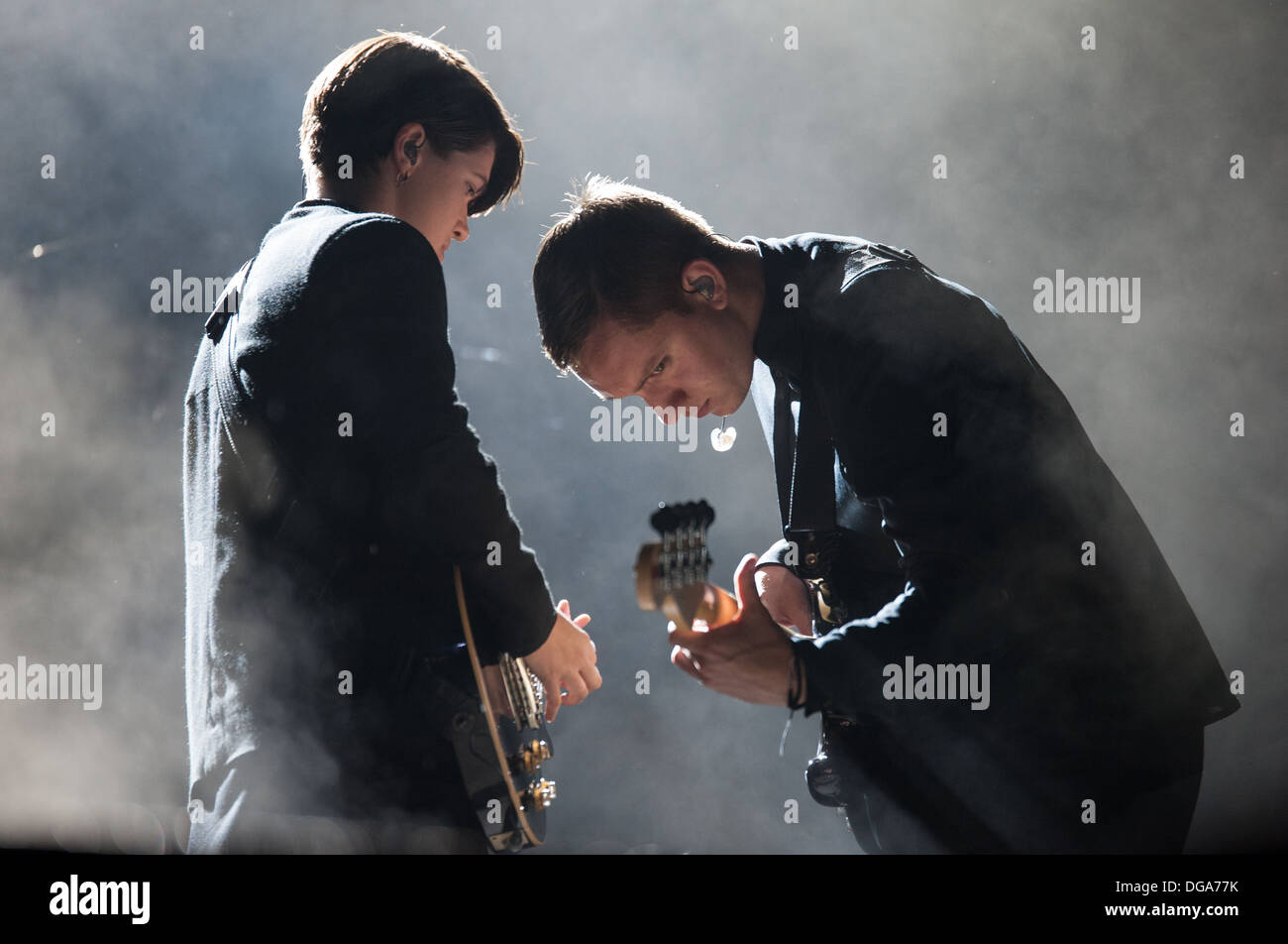 Oliver Sim and Romy Madley Croft of English indie pop band The XX ...