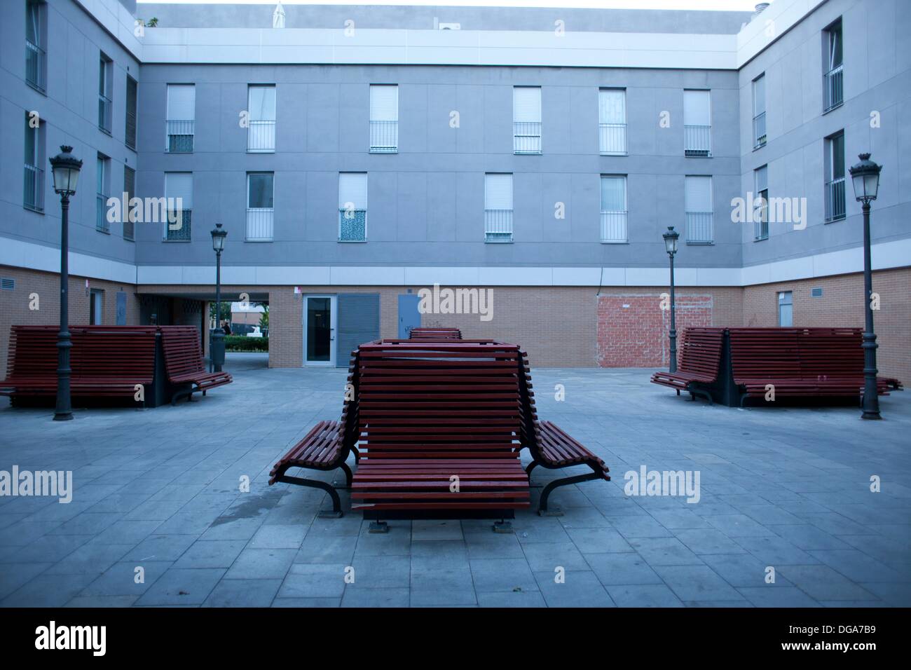 Empty square hi-res stock photography and images - Alamy