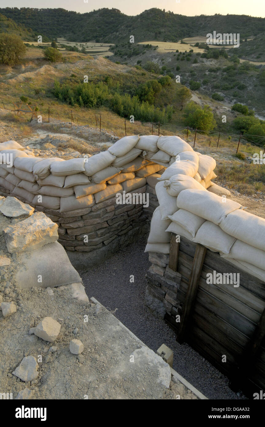 Sierra de alcubierre hi-res stock photography and images - Alamy