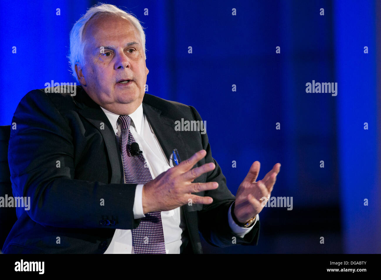 Fred Smith, founder, chairman and CEO of FedEx Stock Photo - Alamy