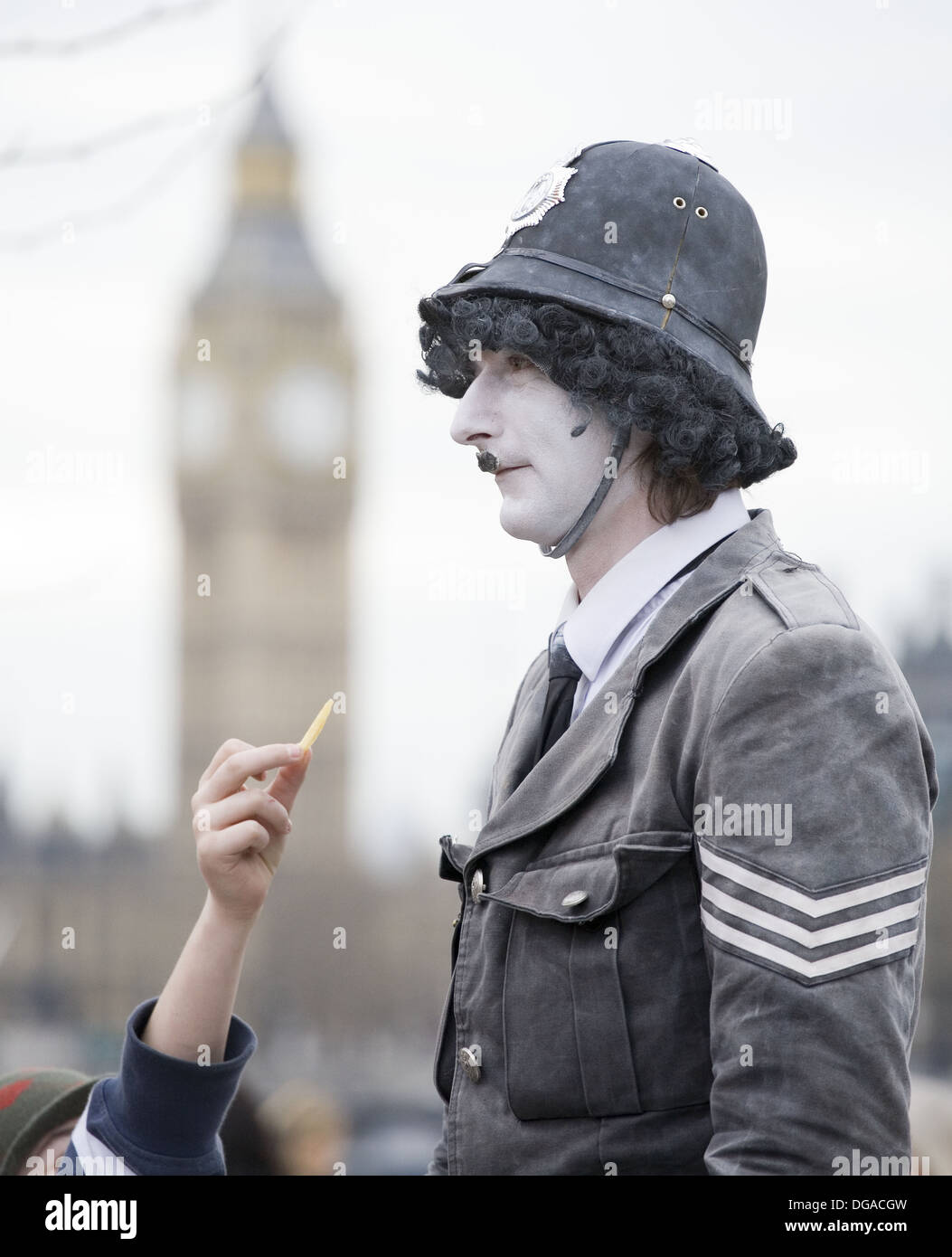 Forties london hi-res stock photography and images - Alamy