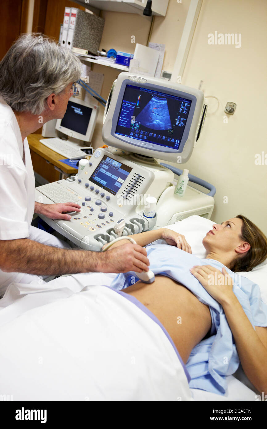 Abdominal Ultrasound Stock Photos & Abdominal Ultrasound Stock Images ...