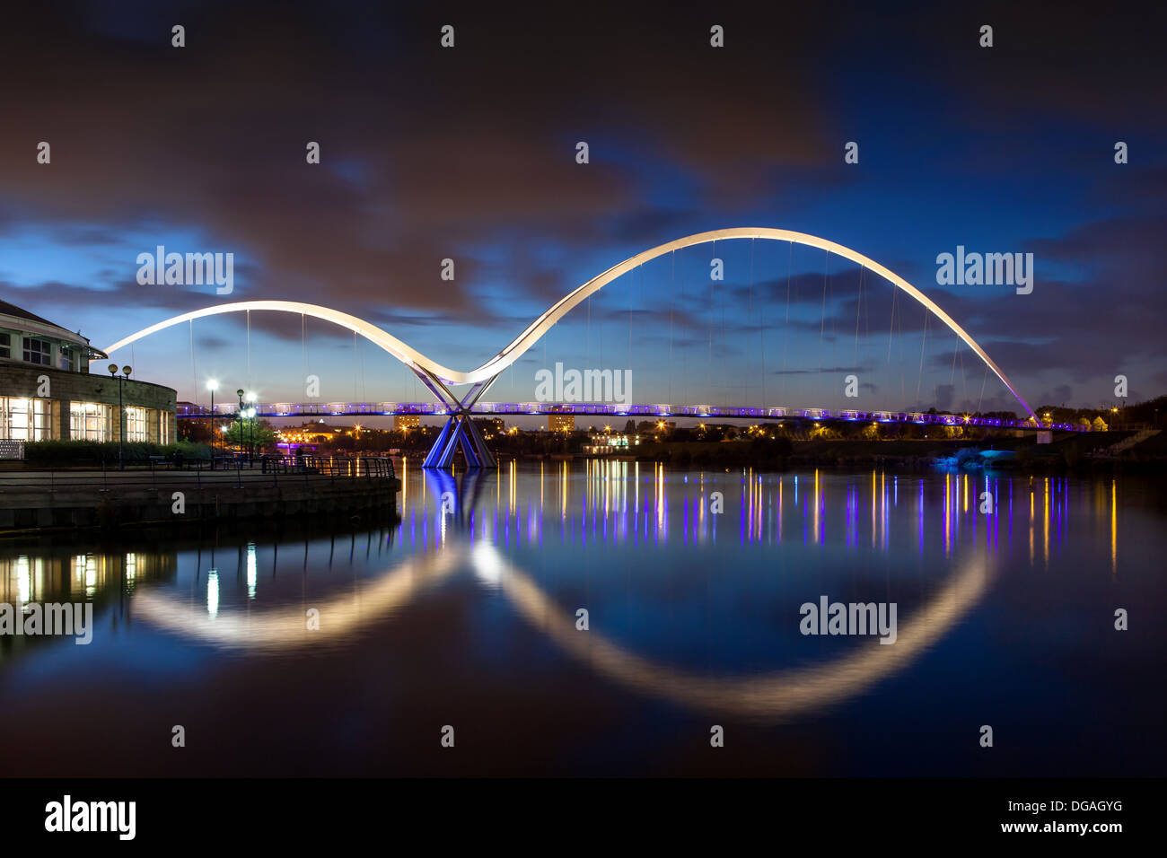 Infinity arches hi-res stock photography and images - Alamy