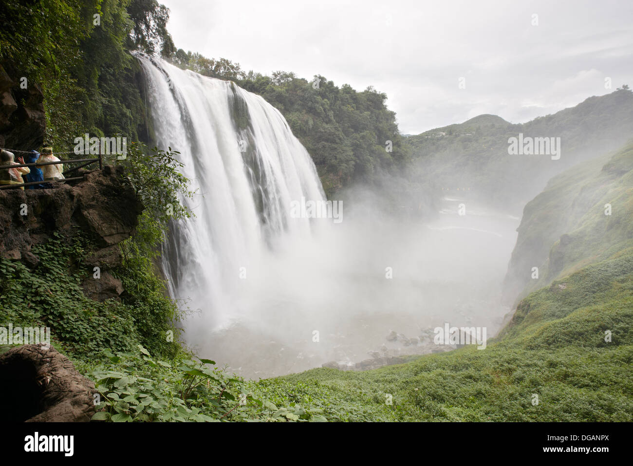 Guizhou huangguoshu waterfall hi-res stock photography and images - Alamy