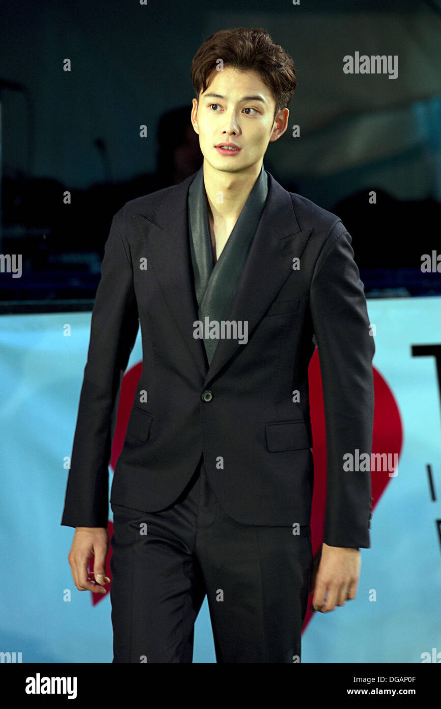 Tokyo, Japan. 17th Oct, 2013. Actor Masaki Okada attends the 26th Tokyo ...