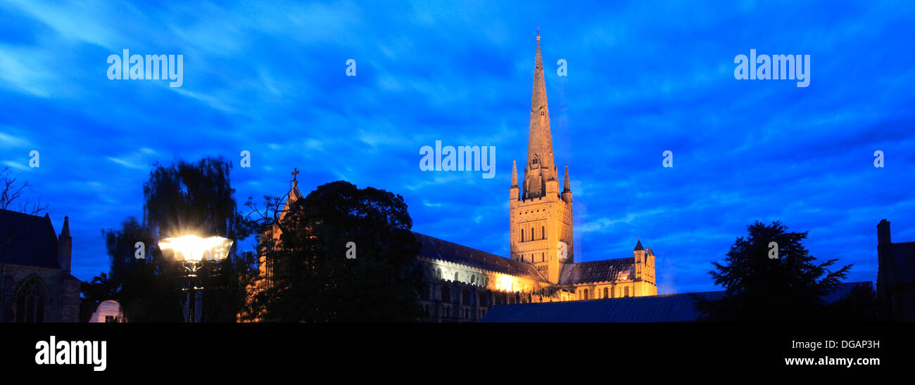 Norwich view night hi-res stock photography and images - Alamy