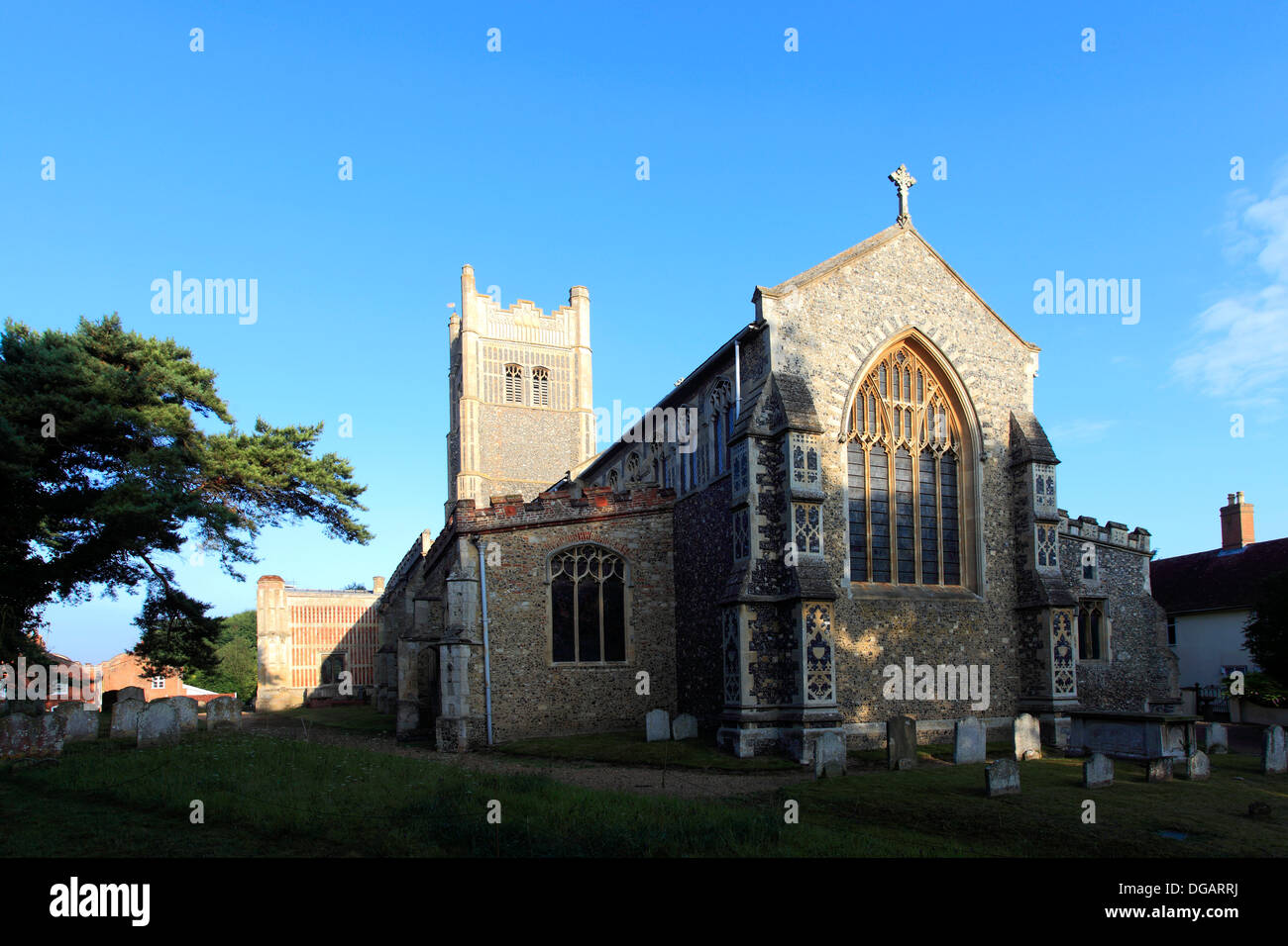 Suffolk churches hi-res stock photography and images - Alamy