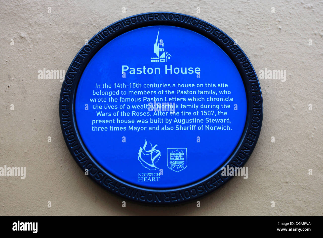 Information plaques hi-res stock photography and images - Alamy