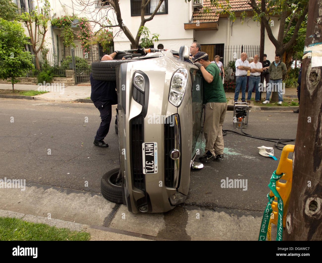 Buenos Aires, Argentina. 17th October 2013. Two vehicles collided at ...
