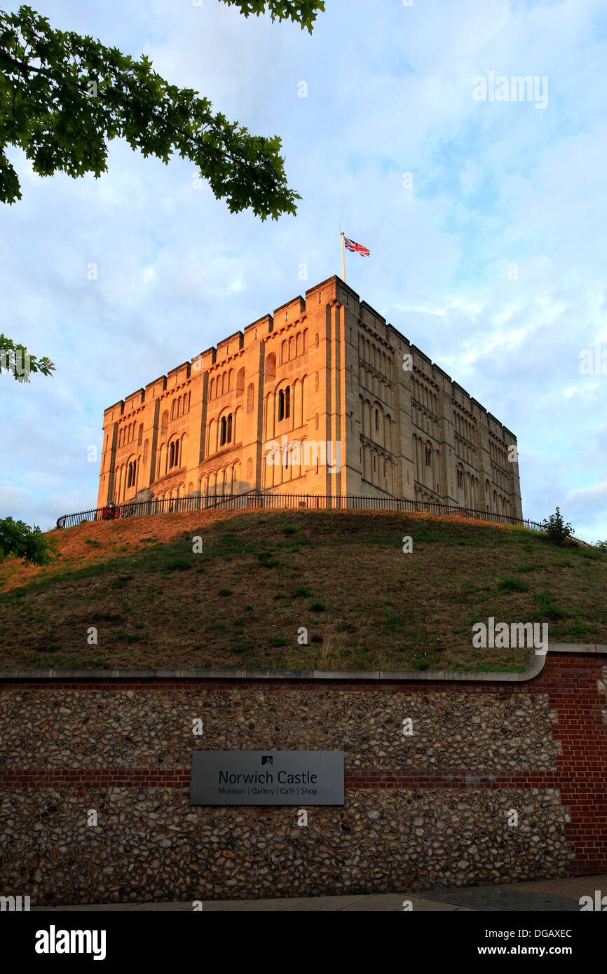 Sunset view of Norwich Castle which now holds the Art Gallery and ...
