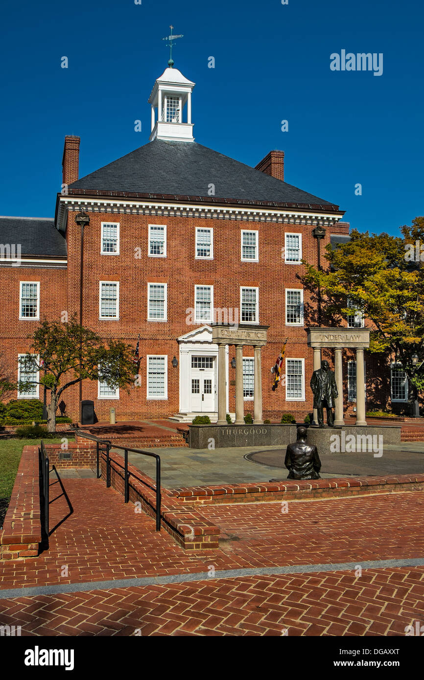 Memorial structures hi-res stock photography and images - Alamy