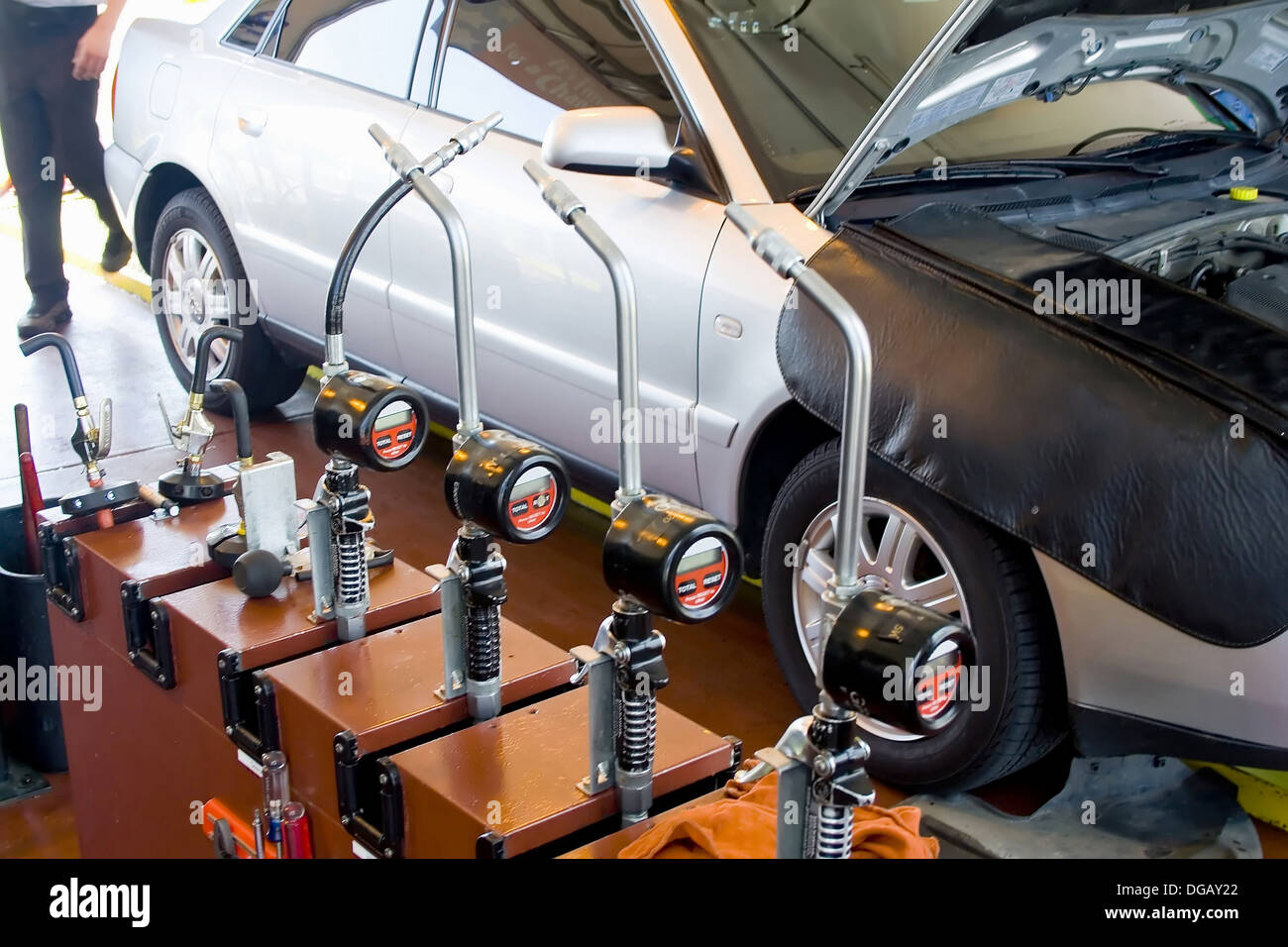 Car Being Serviced High Resolution Stock Photography and Images - Alamy