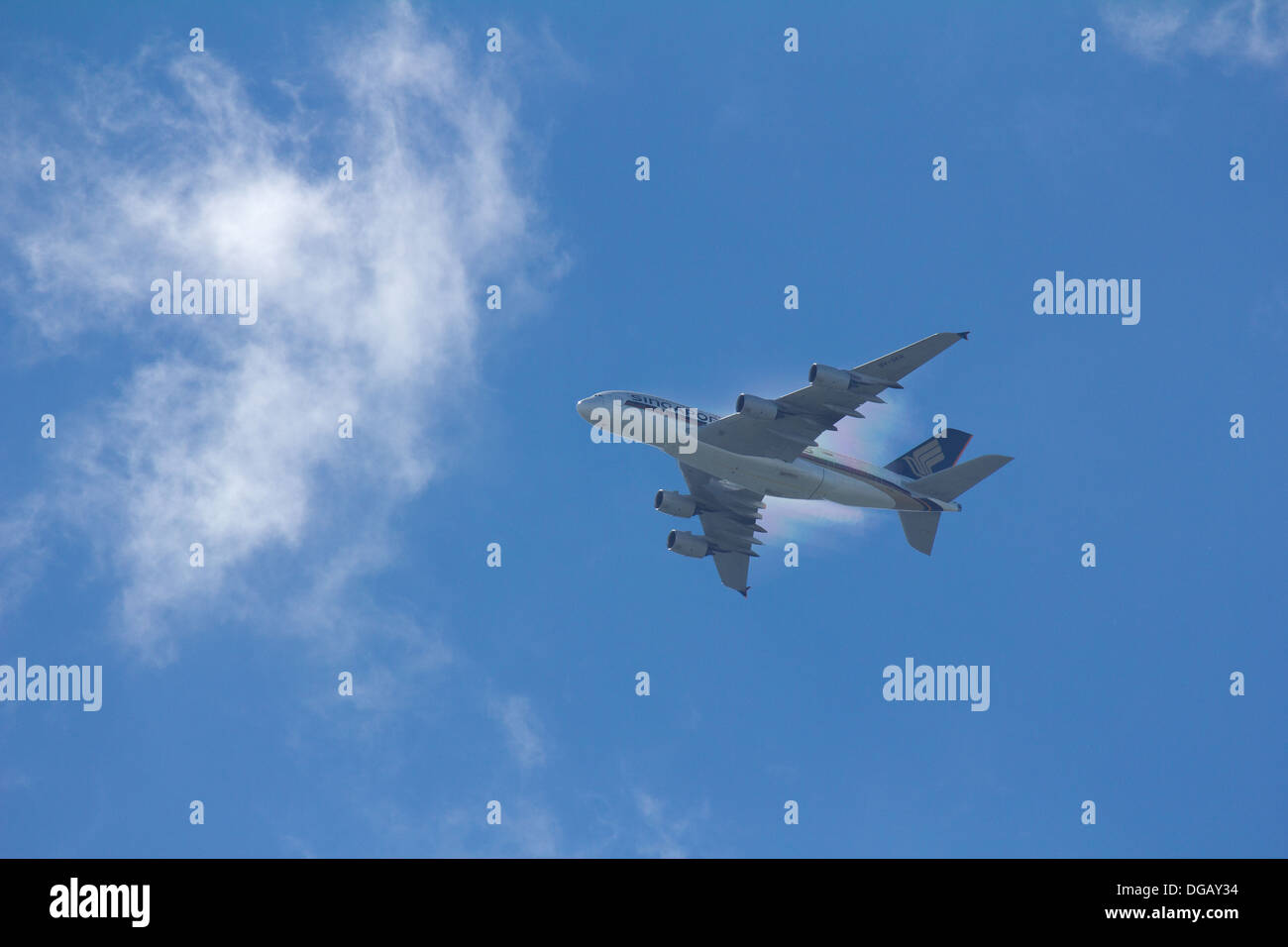 Airbus A380 Singapore Airlines Rainbow Stock Photo - Alamy