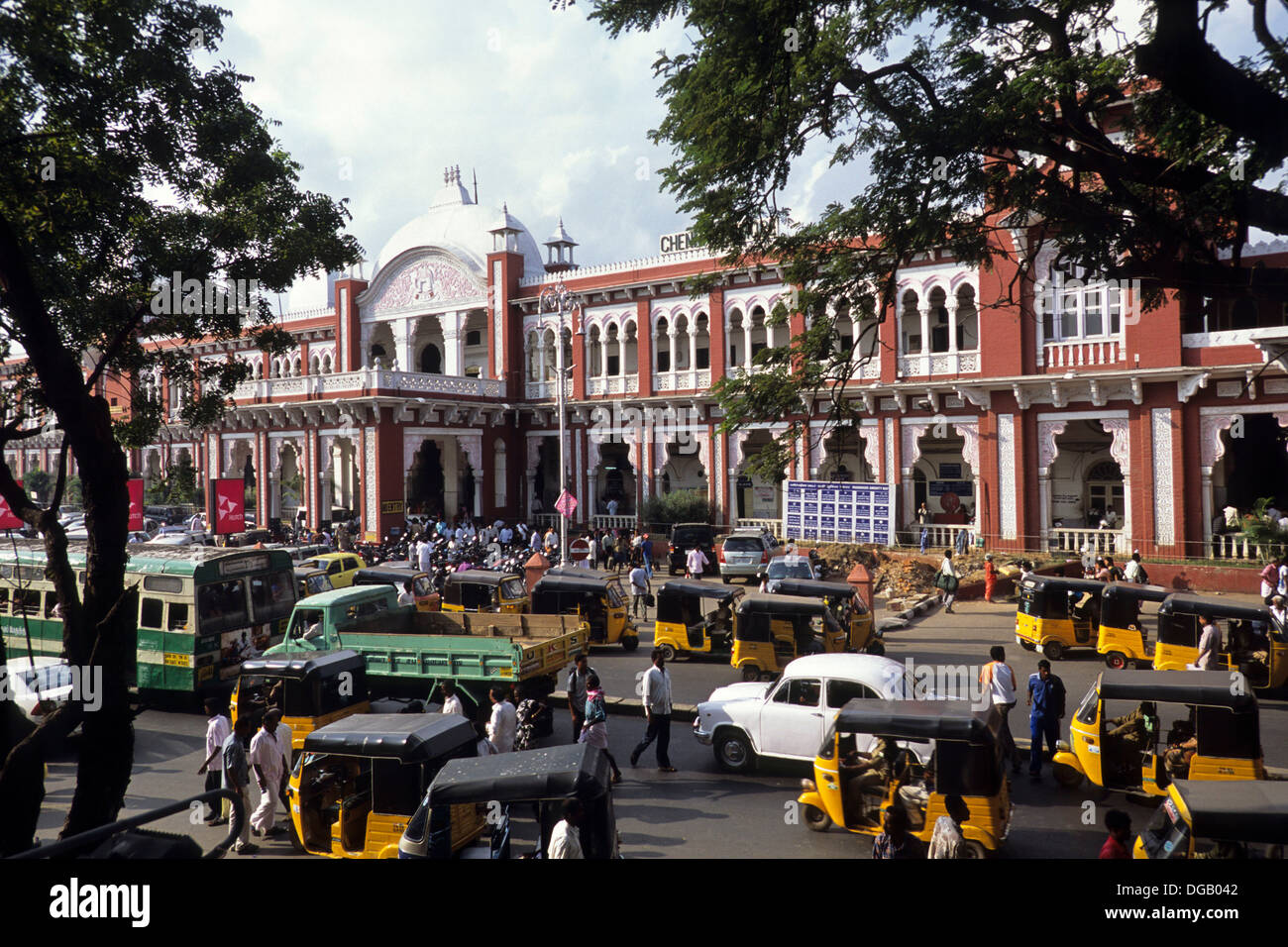 Egmore railway station hi-res stock photography and images - Alamy