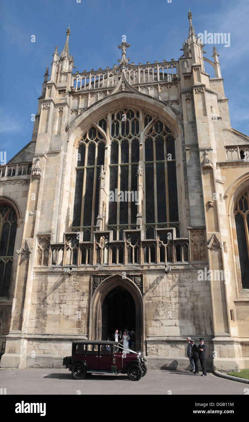 Wedding church exit uk hi-res stock photography and images - Alamy
