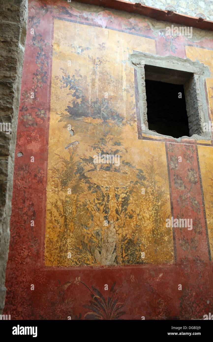 Ruins of Oplontis near Herculaneum and Pompeii Italy Stock Photo - Alamy